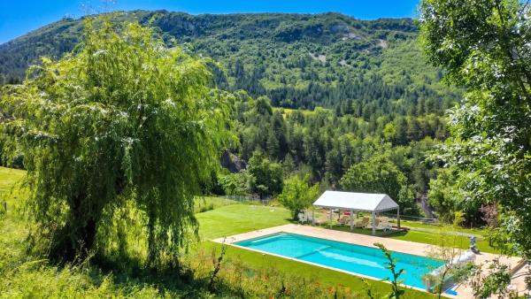 Villa Charmante à Sisteron Avec Piscine Privée - Sisteron