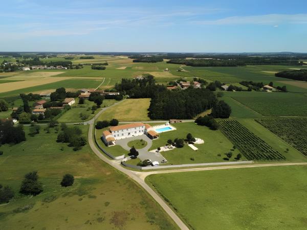 Gîte Le Clos Rançanne 25-30 Pers - Charente-Maritime