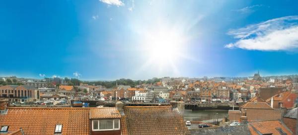 Chapel Yard Lookout - Whitby - Robin Hood's Bay