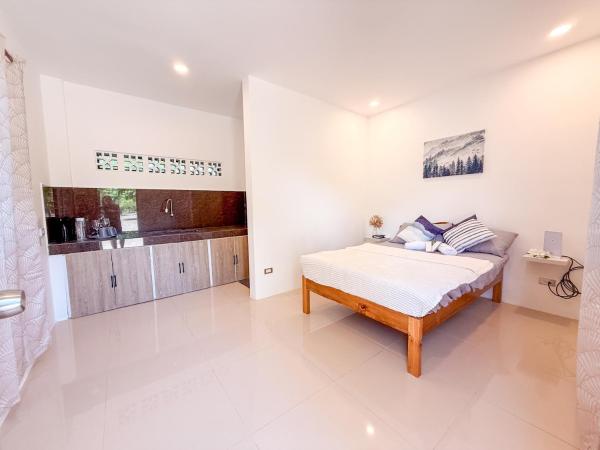 Sunrise Suites - Narra