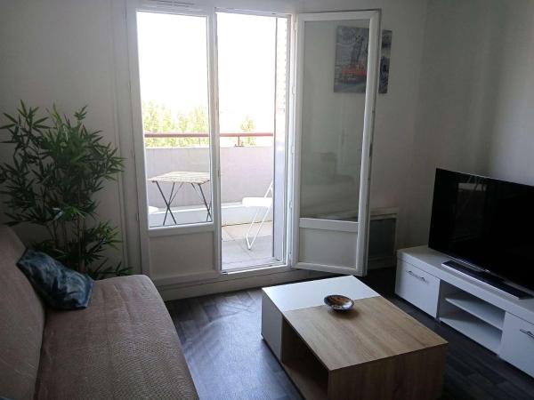 Geoffrey – T2 Avec 2 Balcons Vue Panoramique • 4 Pers • Grenoble - Gières