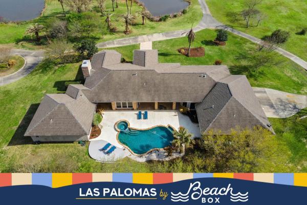 Huge, Luxurious And Secluded Estate With Private Pool, Pond, And Large Yard - Galveston, TX