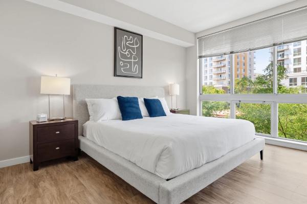 Luxury Harborpoint Apt - Stamford, CT