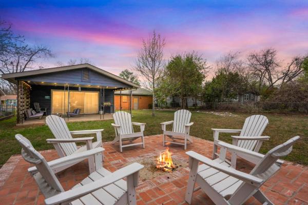 Das Wunderhaus - Fire Pit & Close To Main - Fredericksburg, TX