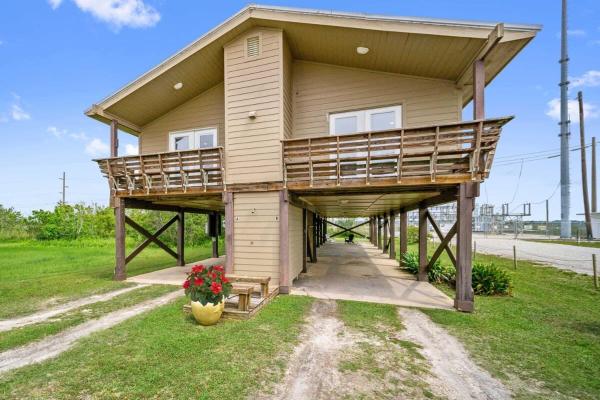 Beach Happy Side B 3 Br 2 Ba 2-blocks To Beach - Gulf Shores, AL