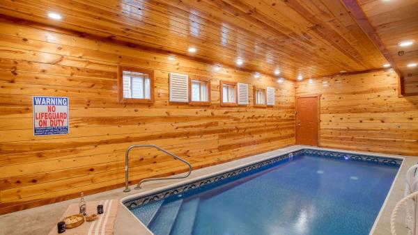 Marco Polo Lodge By Avantstay - Pigeon Forge, TN