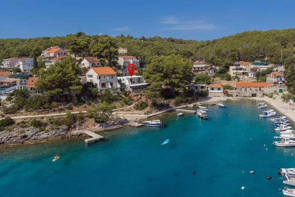 Apartments By The Sea Basina, Hvar - 24120 - Stari Grad