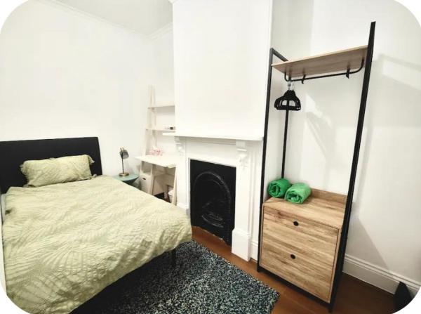 2min Walk To Newtown Station Centre Single Room - Lewisham