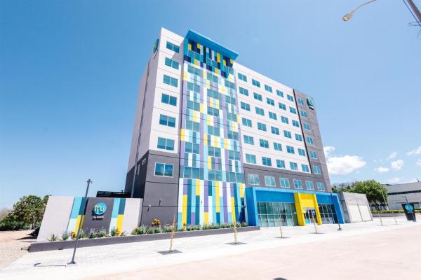 Tru By Hilton Distrito Palmerola - Honduras