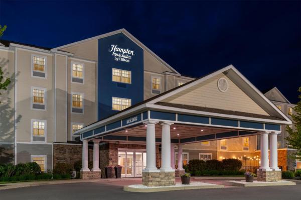 Hampton Inn & Suites Rockland - Rockland, ME