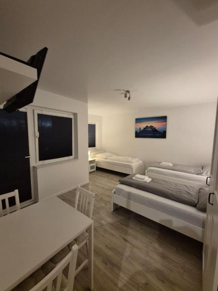 Modernes 1-zimmer-apartment Mit 3 Einzelbetten, Wlan & Parkplatz Nähe Bremen - Schwanewede