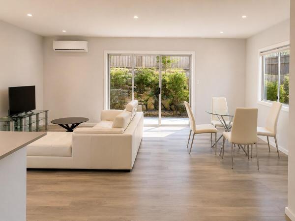 18 Pimpama Home - North Stradbroke Island
