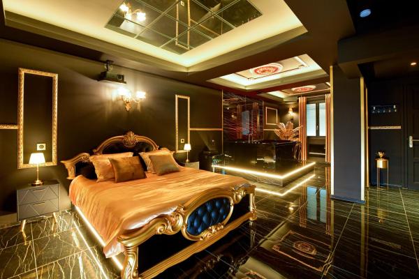 La Golden Room - Suite De Luxe Avec Jacuzzi - Villefranche-sur-Saône