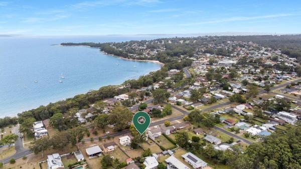 Beach Street Bungalow - Hyams Beach