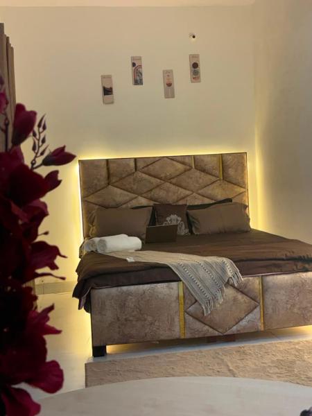 Quiet Escape Cozy 2bhk - ファリダバド