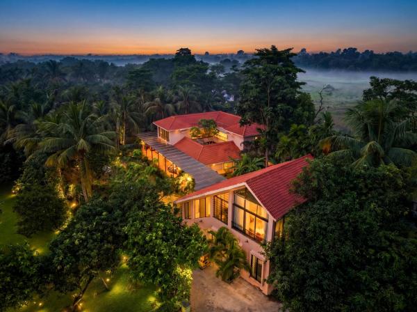 Amã Stays And Trails -Palm Meadows Villa,kolkata - Kolkata