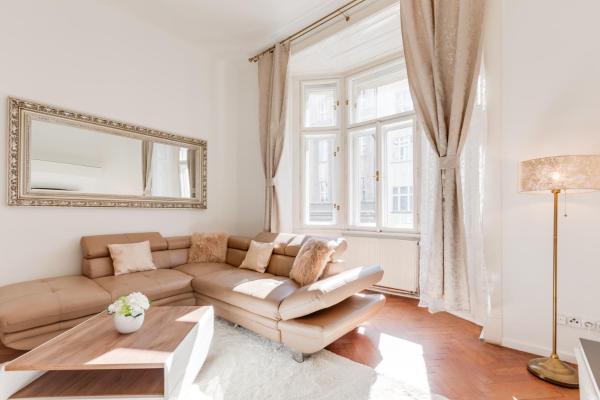 Luxury Riverside Apartments In The Center Of Prague - Prague