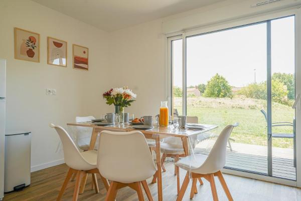 Cottage N°11 - Golf Et Piscine Commune - 3 Chambres - La Roche-sur-Yon