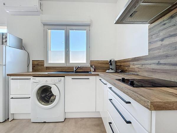 Studio Avec Terrasse En Rez De Chaussée - La Franqui