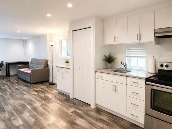 Cozy Vancouver 2br Suite With Private Entrance - Vancouver