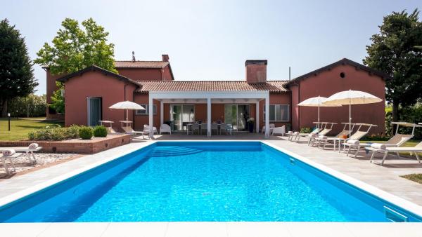 Villa Ninetta 10&1, Emma Villas - Giulianova