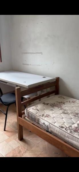 Quarto Individual Em República Feminina - Ouro Preto