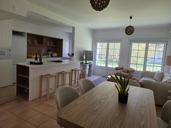 Garden Villa, Cosy House By The Sea - Monte Gordo
