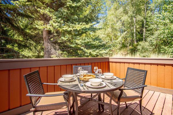 Atelier Lookout - 2bd Condo Baldy Views + Pool - Sun Valley, ID