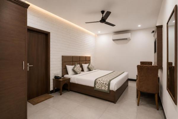 Hotel Nh7 Zirakpur Bus Stand - Panchkula