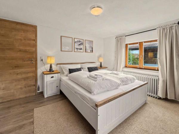 Goldiger Hirsch - Ferienwohnung Nahe Alpsee - Isny im Allgäu