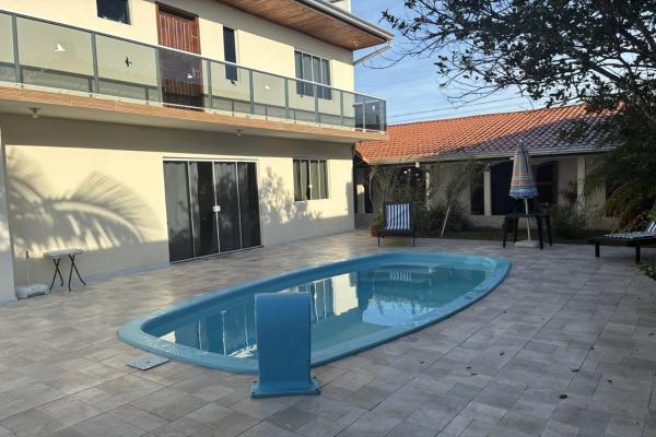 Casa Páscoa - Sobrado Com Piscina Para Famílias 300m Praia De Matinhos Para 10 Pessoas - Matinhos