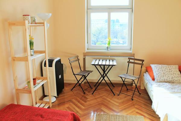 Lidi Guesthouse - Budapest