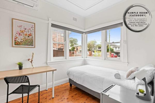 Bright Single Room Near Padstow Station & Cafes - Shared Bathroom And Amenities - Fairfield