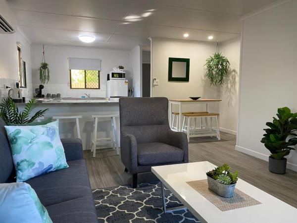 Ocean Breezes With Leafy View With Wi-fi - Mackay