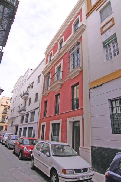 Apartamentos Living Sevilla Centro Maestranza -