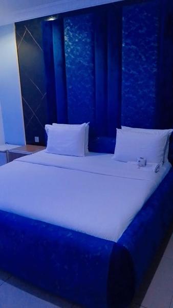 Savannah Suites - Abuja
