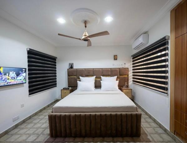Paradise Creek Hotel - Ghana