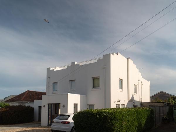Seamark I Coastal House I Sea-view Roof Terrace - West Wittering