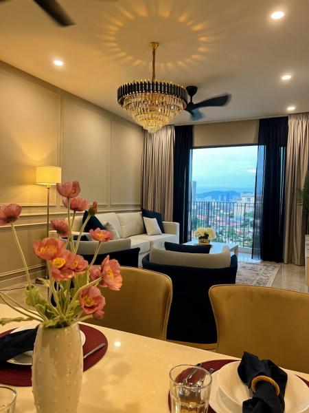 Elegant & Modern Luxe & Klcc Sunset View & Fast Wifi! - Kuala Lumpur