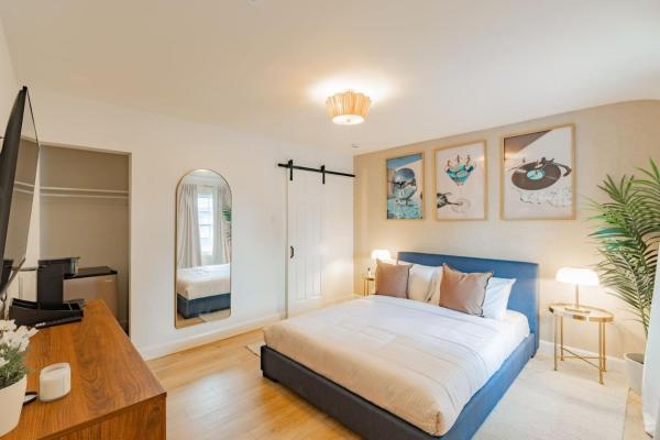 Parkway Boutique Suite 10 - Niagara Falls