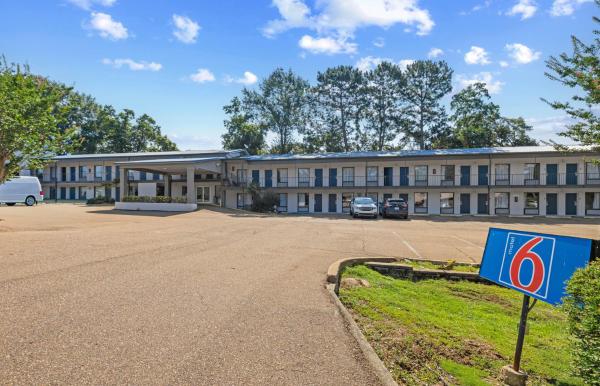 Motel 6 - Mccomb, Ms - Mississippi