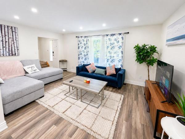 Spacious 3br Entire Home In Waterloo, Pvt Fenced Backyard, Office Space, Family & Pets Friendly - St. Jacobs