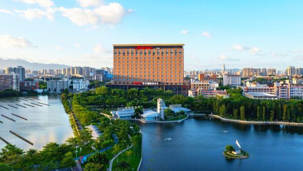 厦门集美杏林湾希尔顿欢朋酒店 - Xiamen