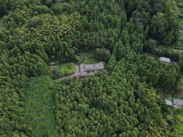 石鎚山麓の森の中の唯一無二の古民家 - 사이조시