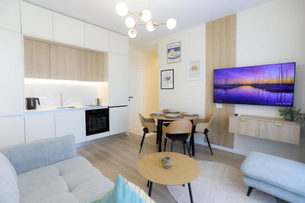 Seaside Serenity Palm Apartment - Happy Rentals - Orikum