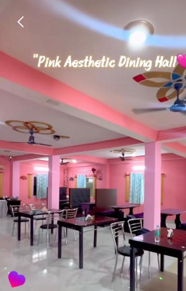 Safari Restaurant And Homestay - China