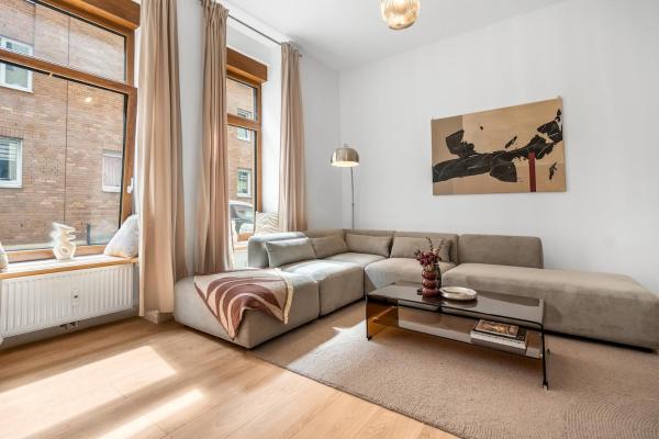 Sunny Terrace - Apartment In Ehrenfeld - 5 Guests - Cologne Central Station