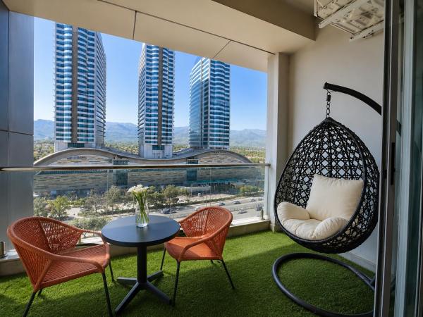 Elysium Tower Skyline Views Signature Apartments Facing Centaurus Mall Islamabad - Islamabad