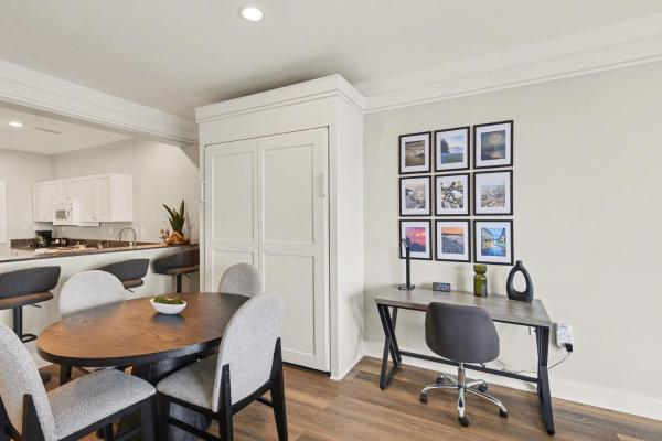 Experience Comfort In Maritime Lakeview Suite 406, A 2-bedroom Condo In Bay Harbor. - Petoskey, MI