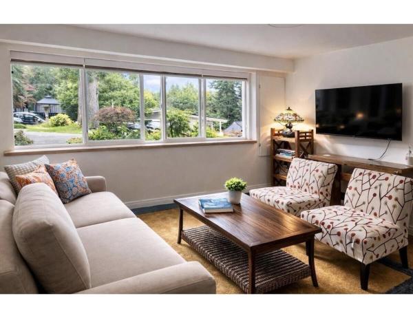 Cozy Coastal Retreat Close To Beach Park - Port Moody